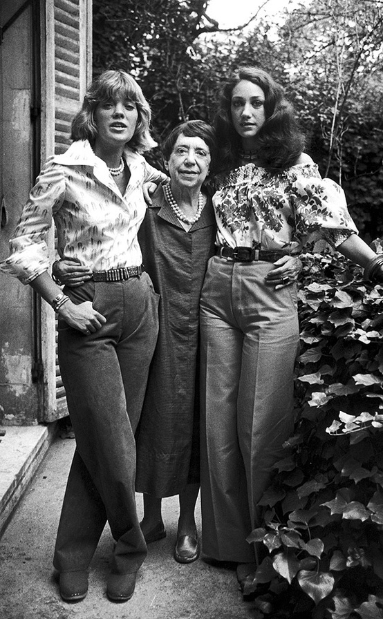 Mrs. Marisa Berenson - Placerile lui Noe