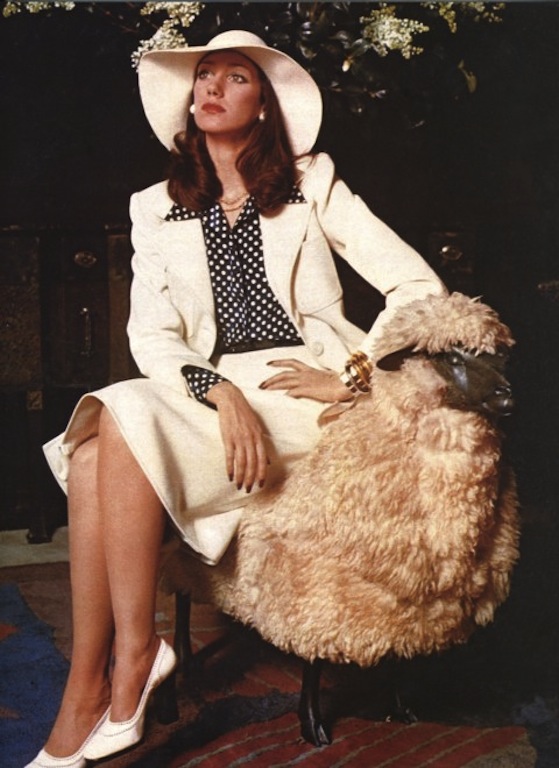 Mrs. Marisa Berenson - Placerile lui Noe