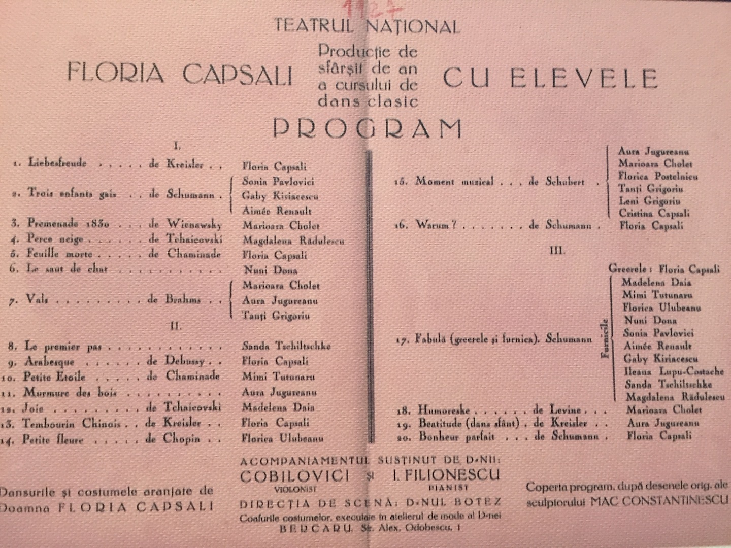 The Dance files. Floria Capsali exhibition - Placerile lui Noe